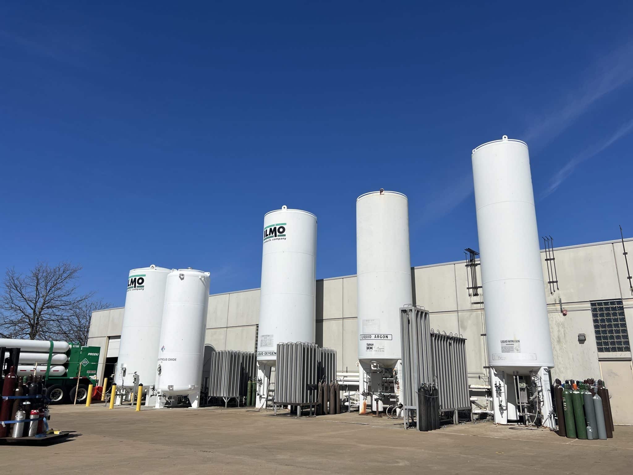 Cylinders, Microbulk, or Bulk? How to Choose the Right Gas Storage ...